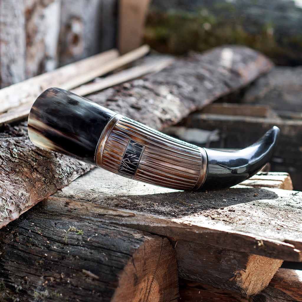 Carved Drinking Horn, XL – Grimfrost Intl